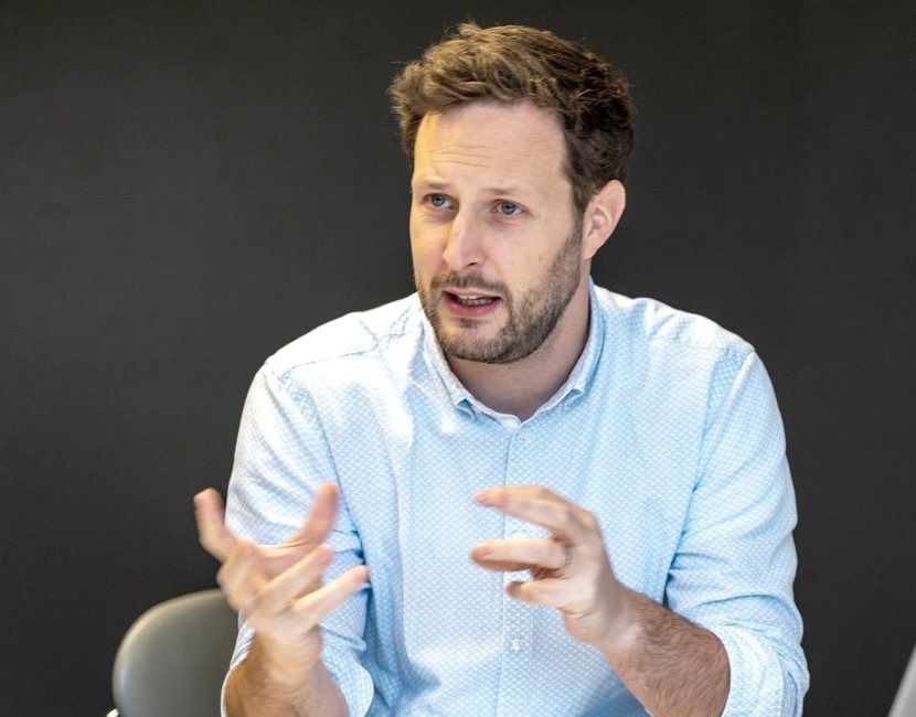 "Data analysts need to leave their island and provide the business with relevant information."